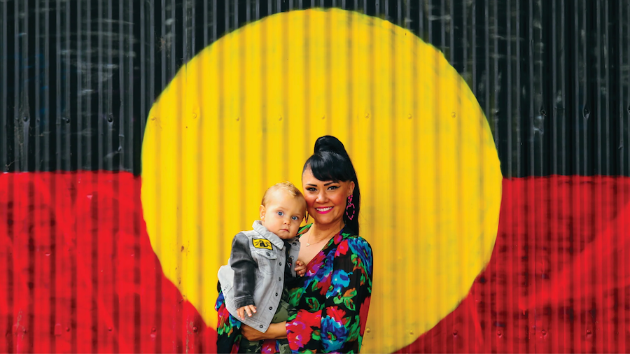 The Queen of Bling - Kristy Dickinson | Colour Box Studio