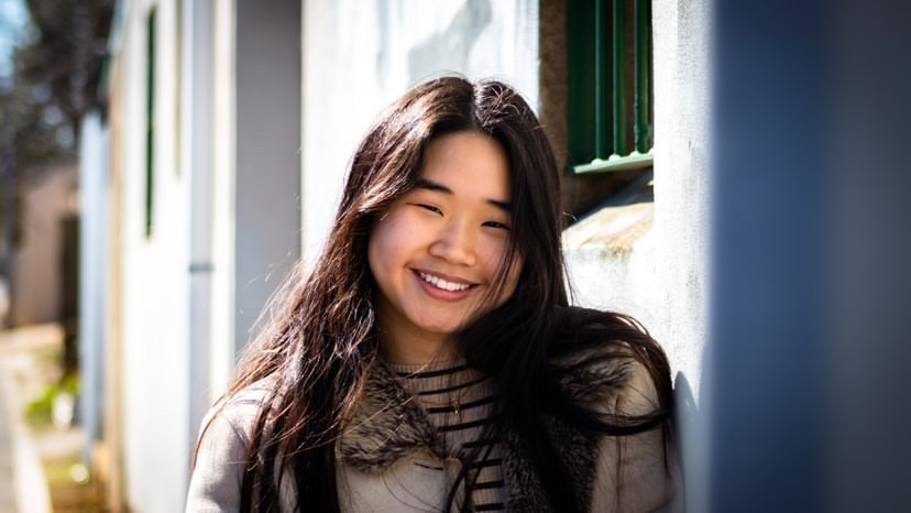 'Caught In Between' with Danielle Lim | Colour Box Studio